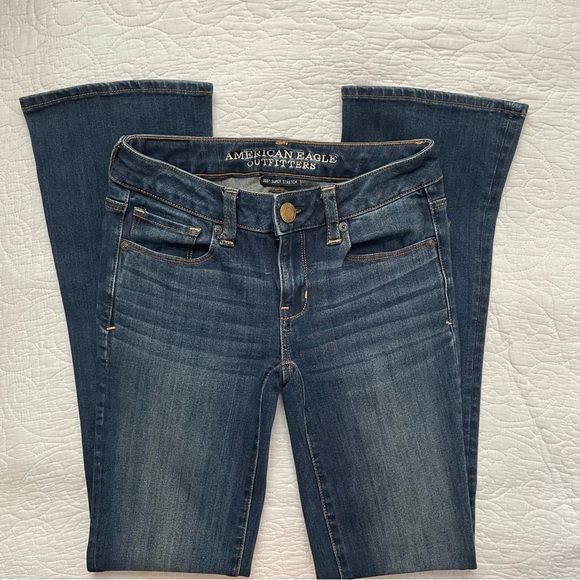 American Eagle Skinny Kick Jeans